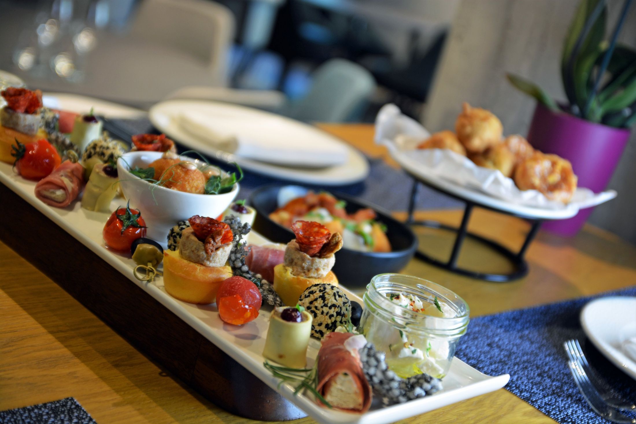 Tradicionalna srpska trpeza | Hotel Mona Plaza